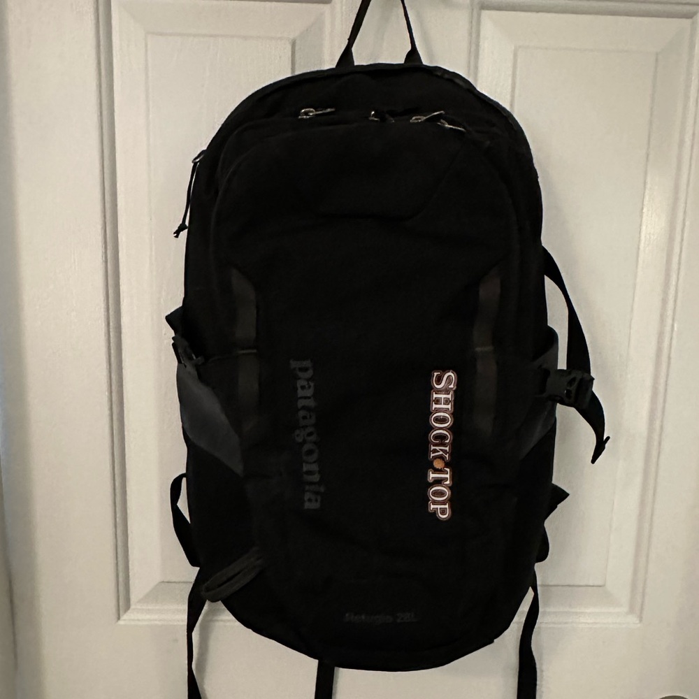 Patagonia Backpack With Shock Top Logo - Black - Gem